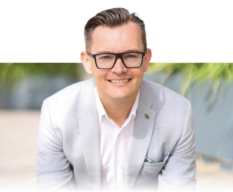 About - Dr. James Hewitt